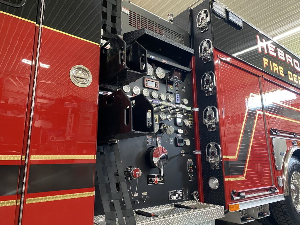 Transverse Hose Storage - The Rig | Firefighting Apparatus, Vehicles ...