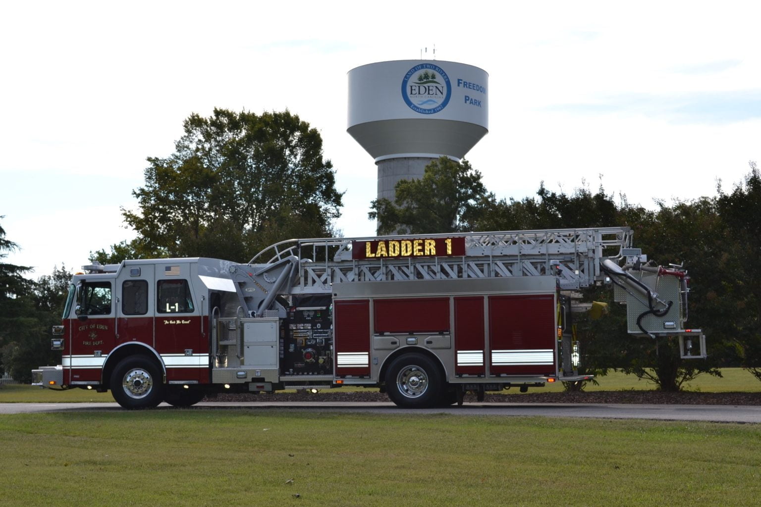 Sutphen Delivers Aerial Ladder Quint, Custom Pumper to Eden (NC) Fire ...