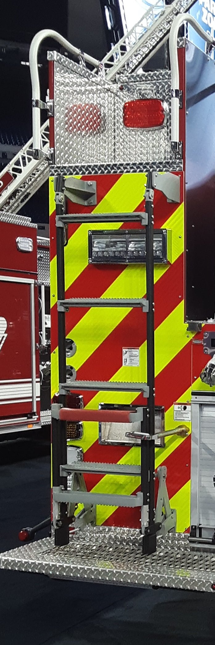 NFPA 1901 Zone C Rear Lighting – Part 2 - The Rig | Firefighting ...