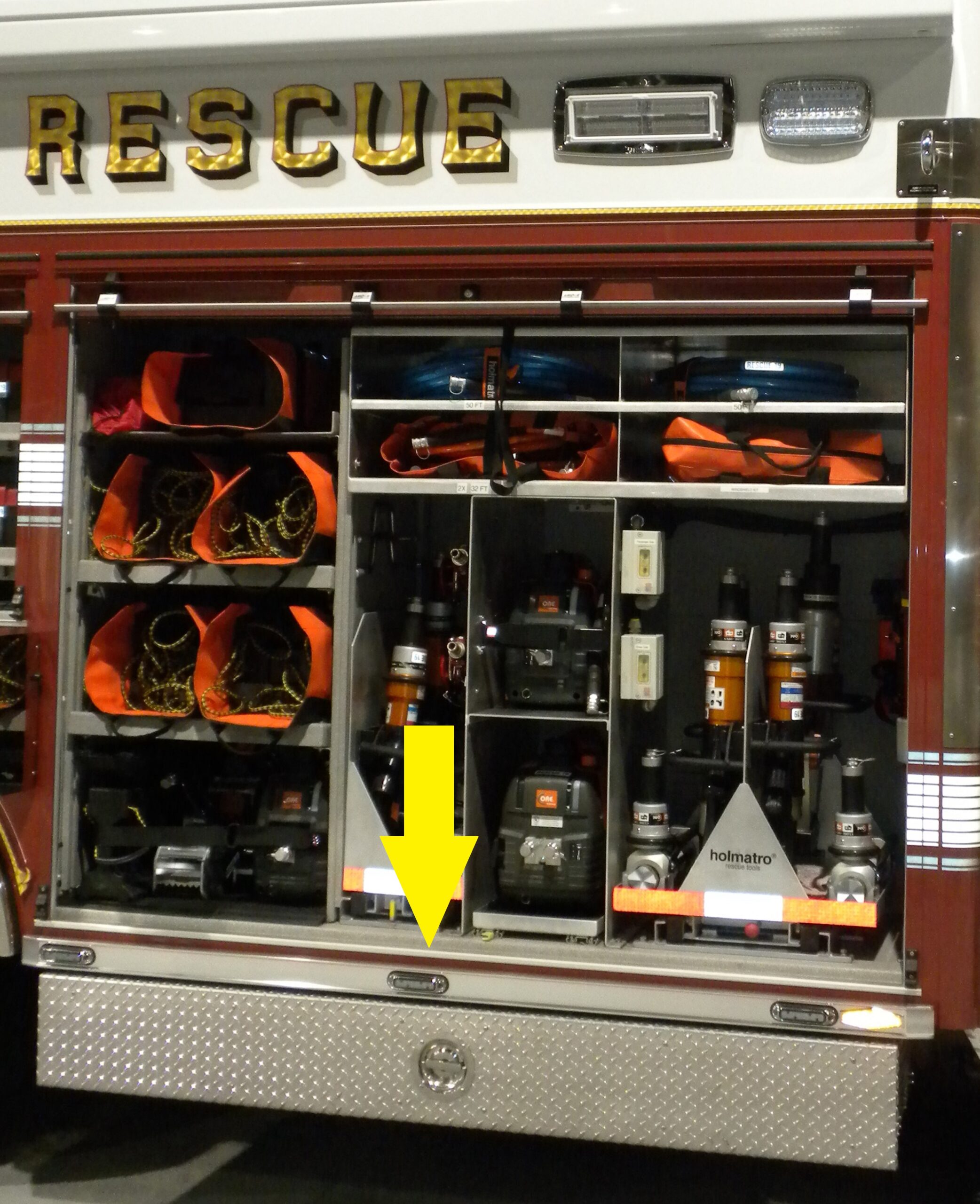 NFPA 1901 Zone C Rear Lighting – Part 2 - The Rig | Firefighting ...